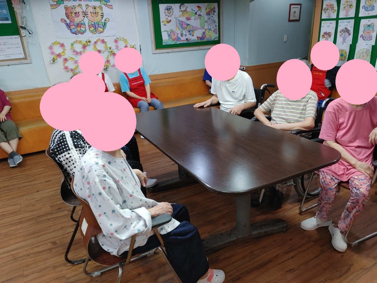 20220706 치매예방 및 인지프로그램 독후활동 아름요양원